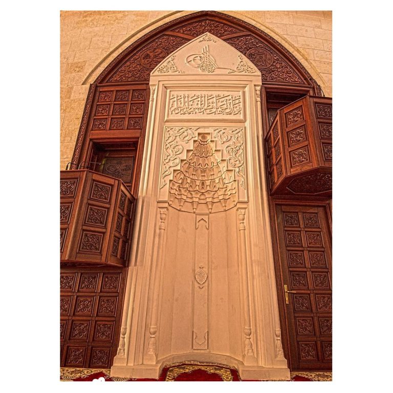 Golden Star Minbar Design - Mosque Building, Masjid Build, Mosque ...